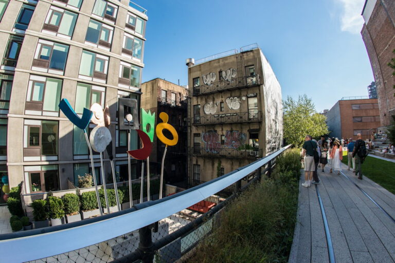 Exploring the High Line: New York City’s Elevated Green Escape for ...